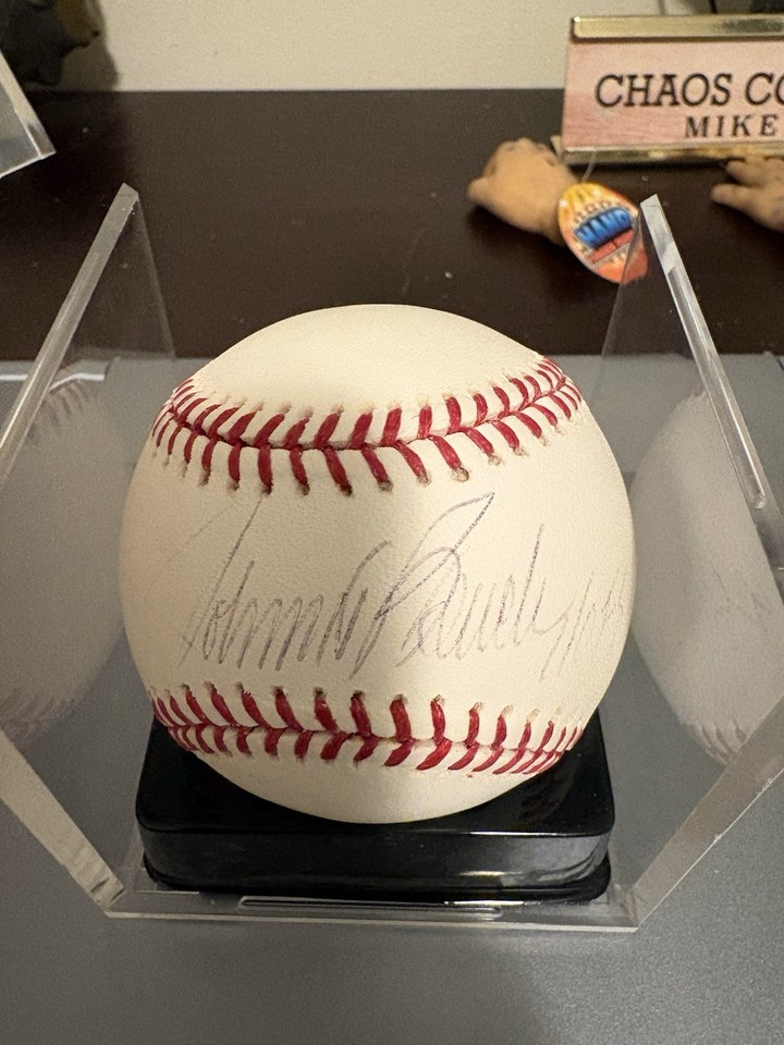 Johnny Bench autographed baseball W/card | eBay