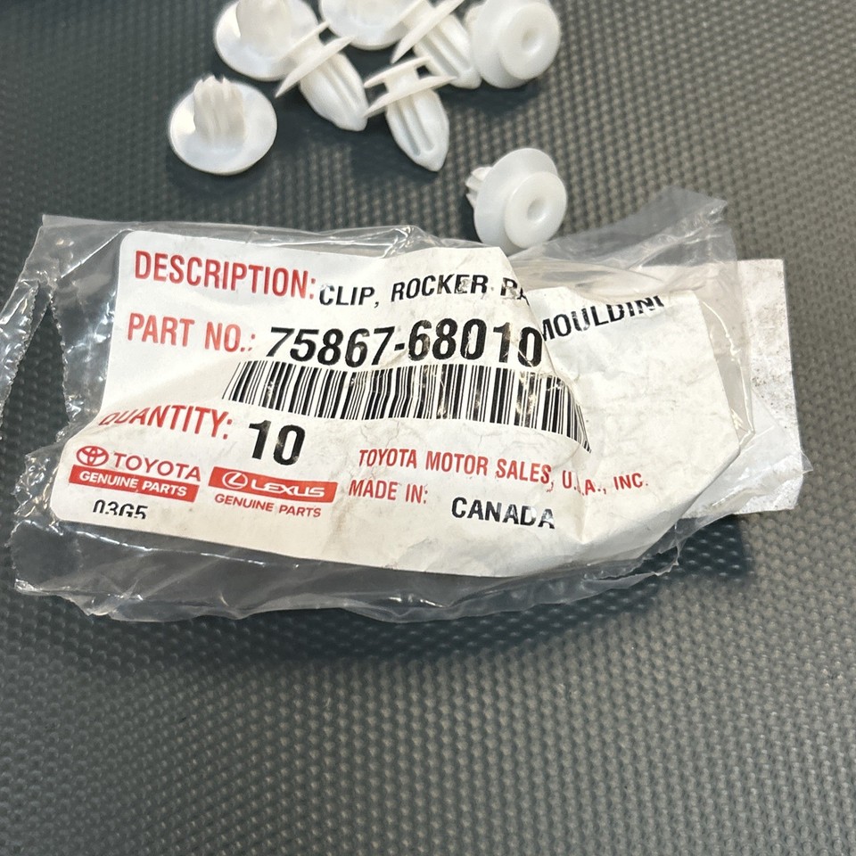 Toyota Rocker Panel Moulding Clips 75867-68010 | eBay