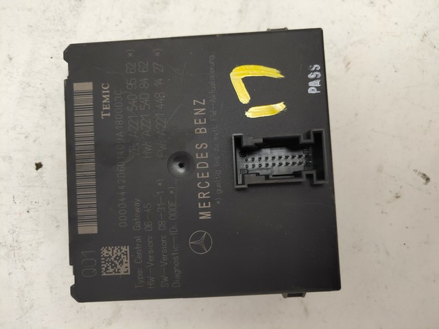 2010-2013 MERCEDES S Class Central Gateway Module Unit 2215409562 ...
