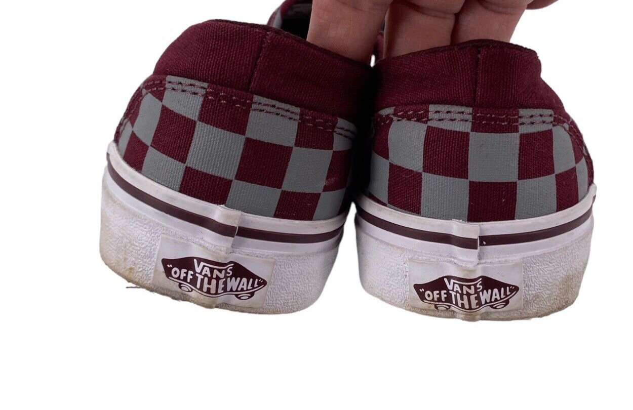 VANS WOMANS 7.5 CHECKER BOARD CLASSIC SLIP-ON SKATE S… - Gem