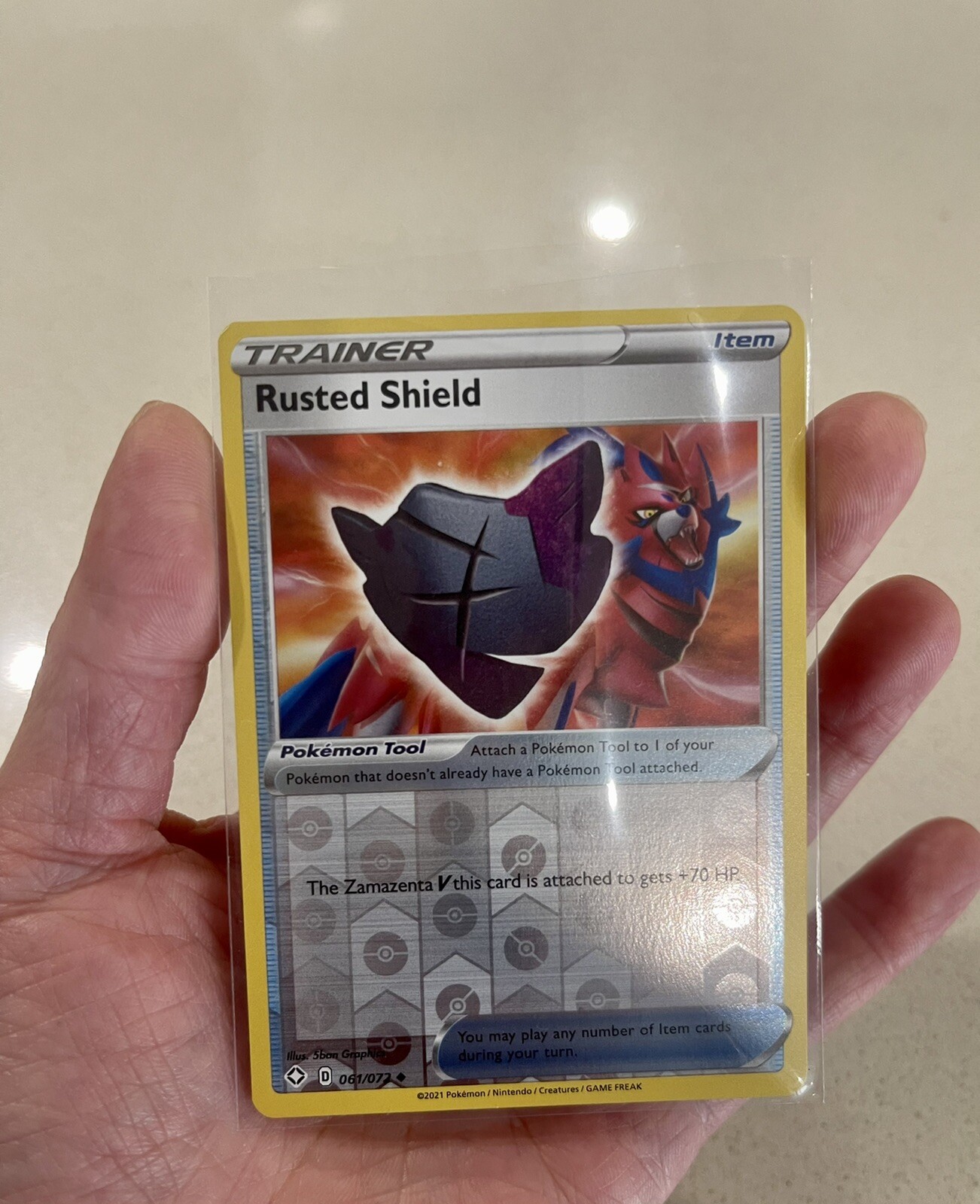 Trainer Rusted Shield- 061/072-Reverse Holo- Shining Fates - Pokemon ...