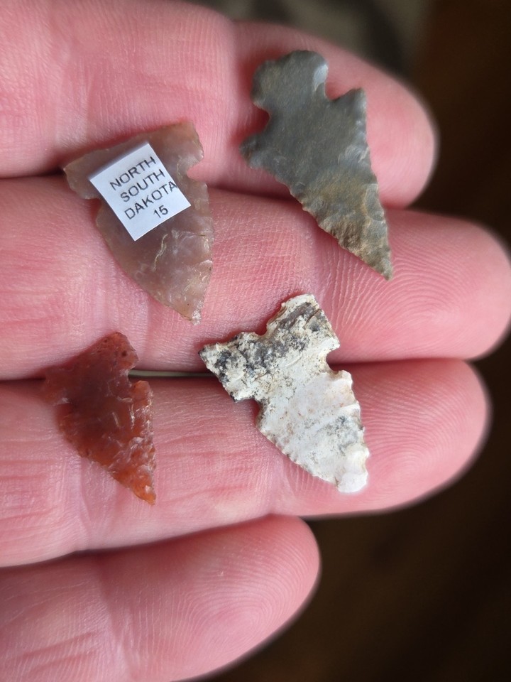 AUTHENTIC ARROWHEADS WESTERN INDIAN ARTIFACTS STONE TOOLS NICE POINTS ...