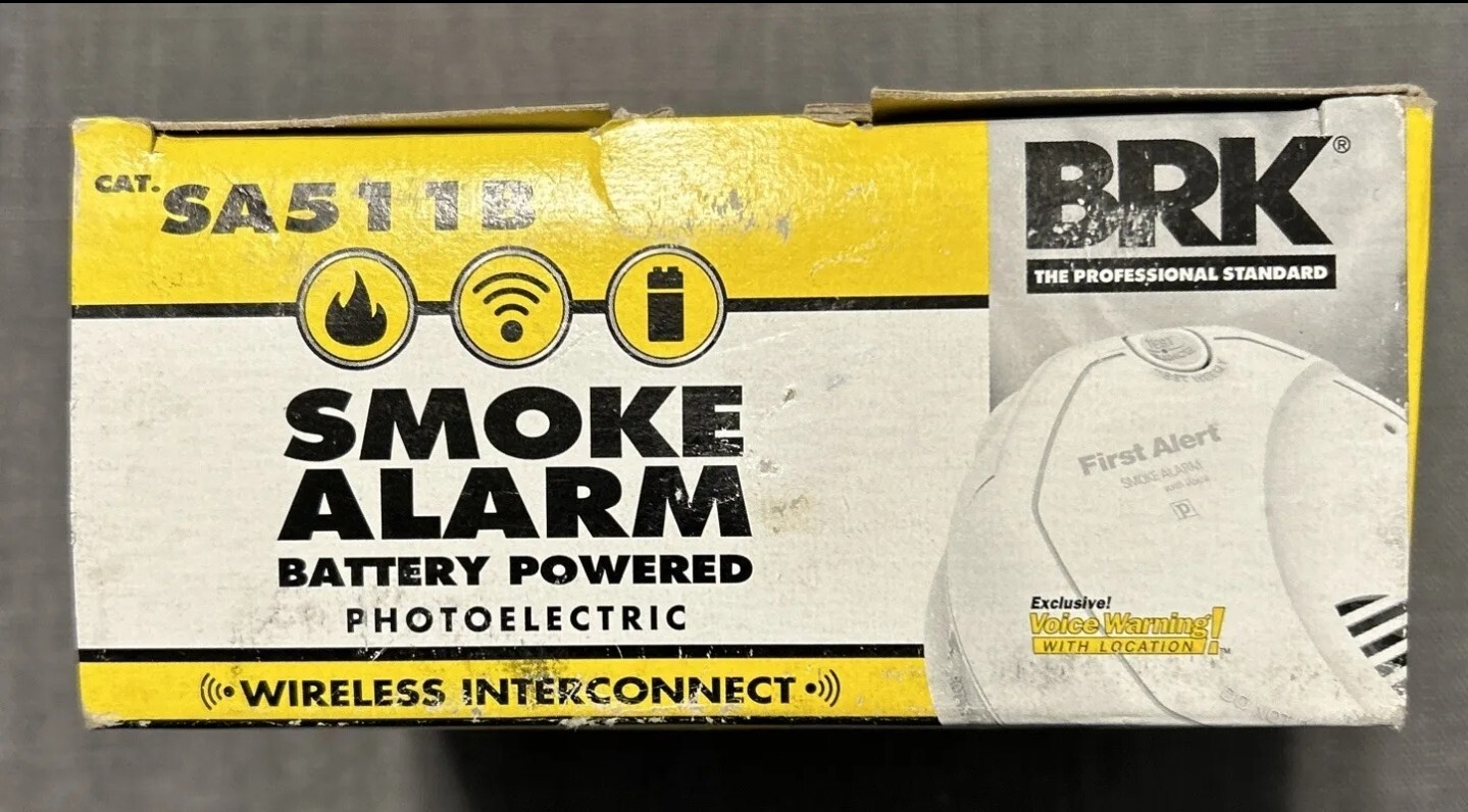 BRK Smoke Alarm SA511B Battery Powered Alarm by First Alert, Talking ...