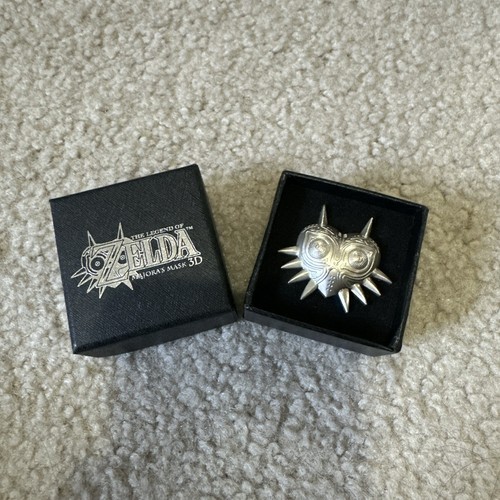 Nintendo 3DS Legend of Zelda Majora's Mask Pre-Order Promo Pin + Box | eBay