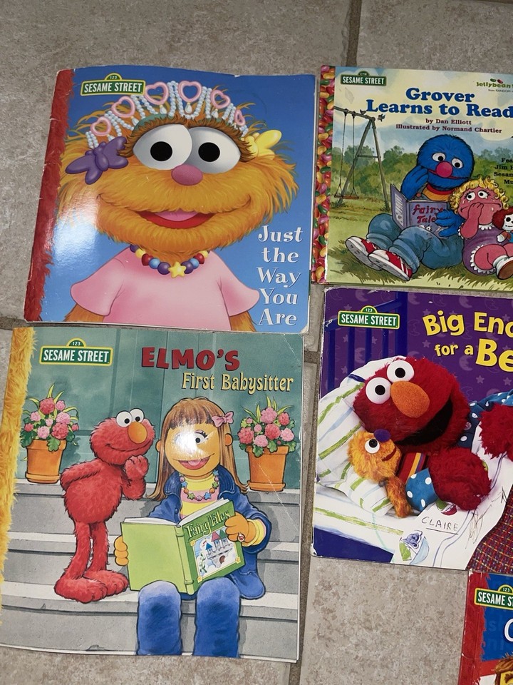 Sesame Street book of 10 hardcover & softcover some vintage elmo, zoe ...