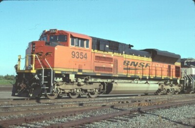 BNSF 9354 SD-70ACE --- Original Slide T5-6 | eBay
