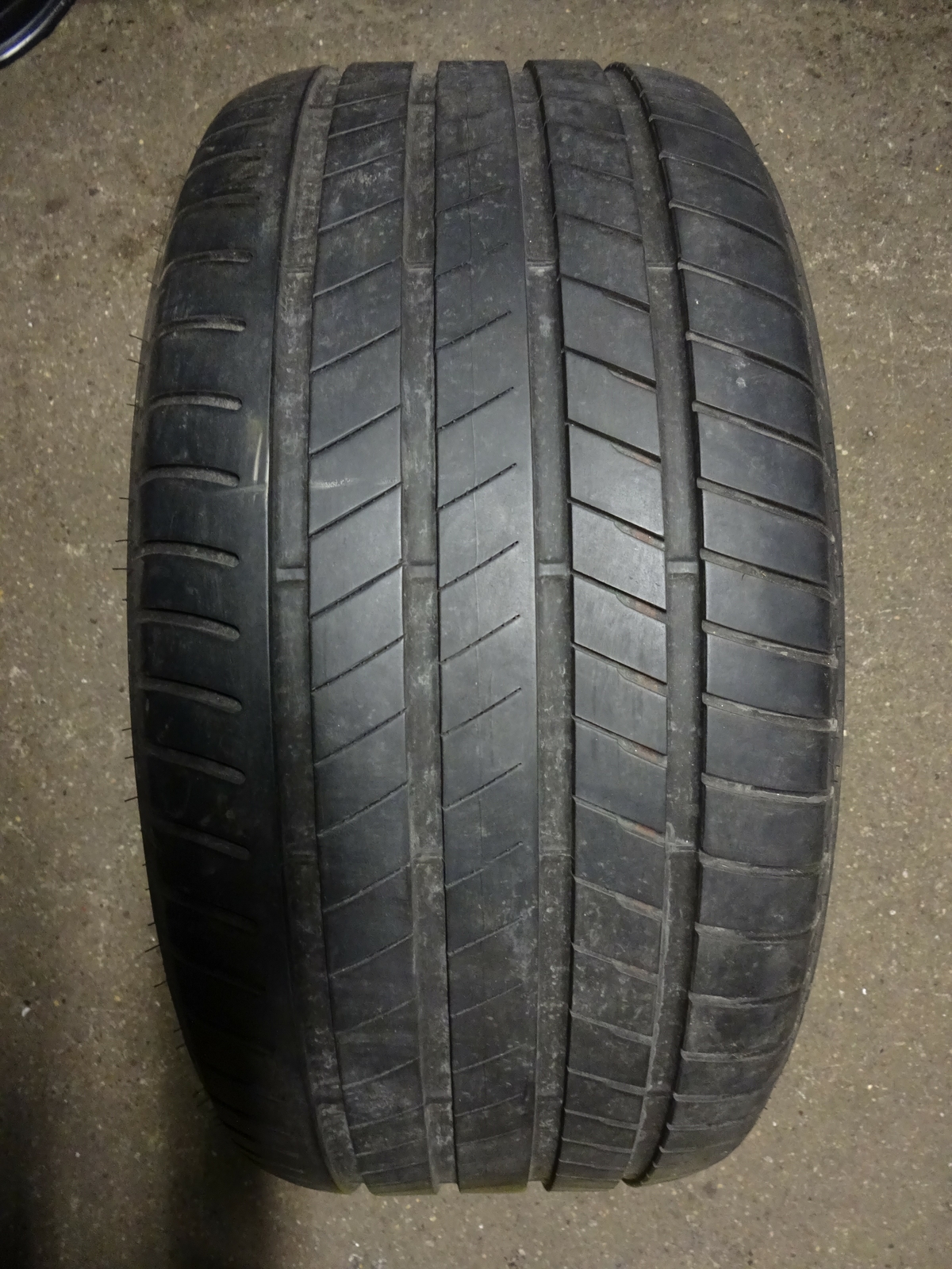 1 Neumático de Verano Bridgestone Alenza 001 Rsc 305/40 R20 112Y E2404 ...