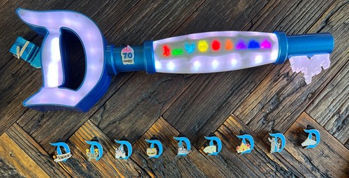 Disney Pin Set 2025 DLR 70th Key to Disneyland Hidden Mystery D ...