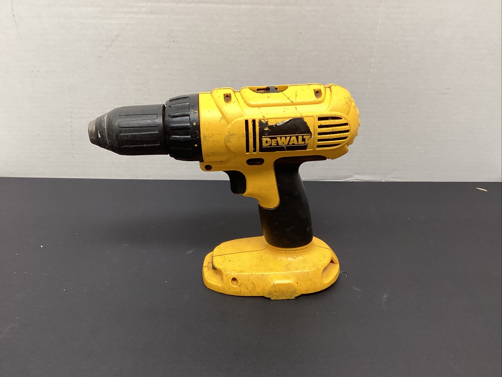 DeWalt DC759 1/2" 18v Cordless Drill/Driver tool only, Tested And ...
