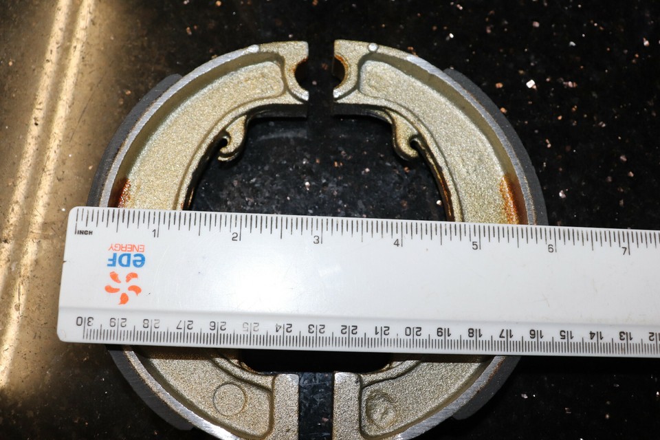 BSA C15 B40 6" BRAKE SHOES FRONT OR REAR FITMENT 40-5525 FERODO FSB-918 ...