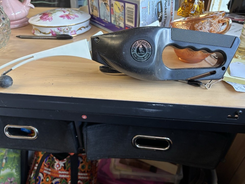 NEW Ronco Pocket Fisherman - Handheld Folding Rod and Reel Complete w ...