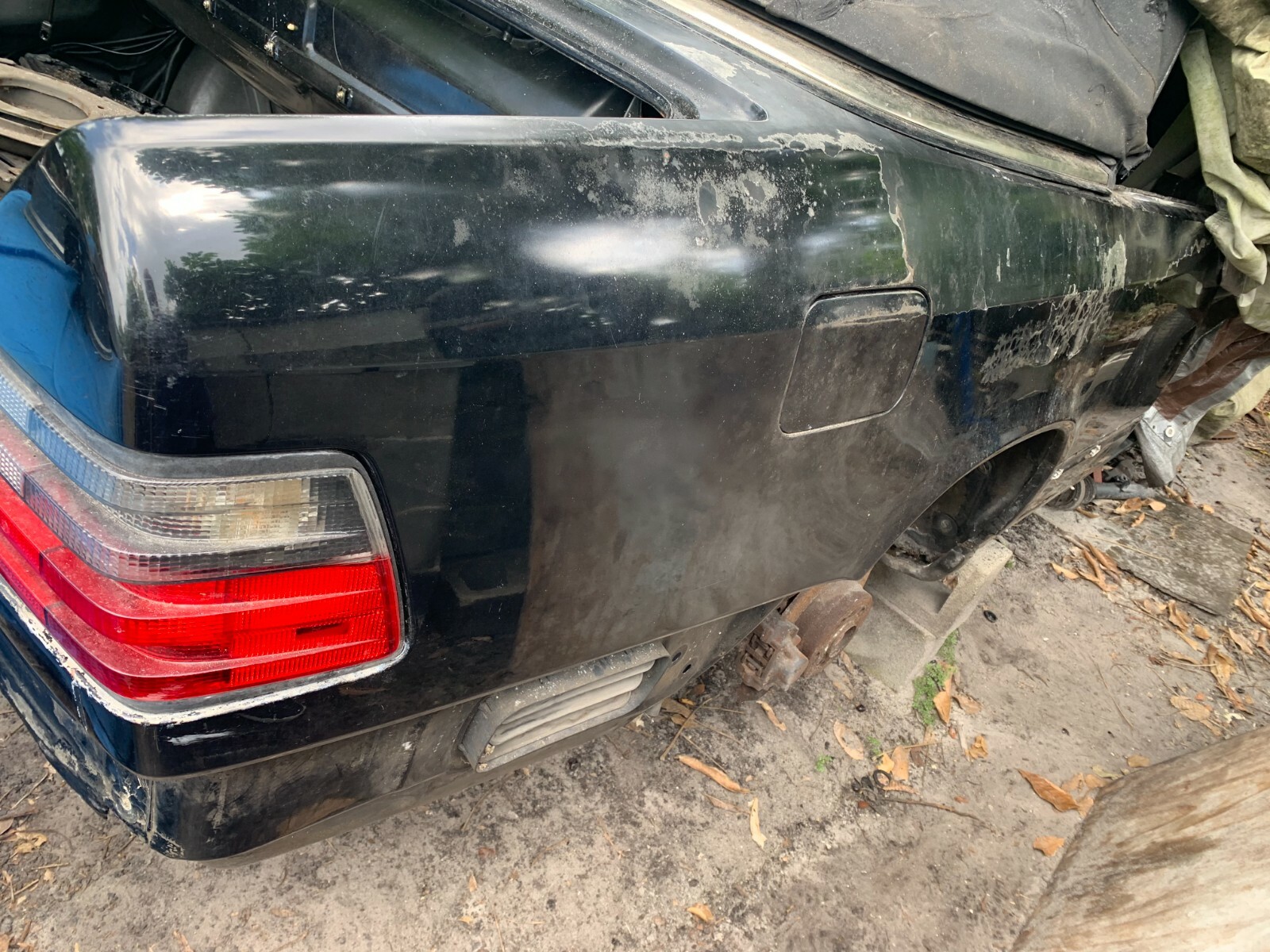 1994 - 1995 MERCEDES BENZ E320 convertable CLASS W124 FENDER FRONT LEFT ...