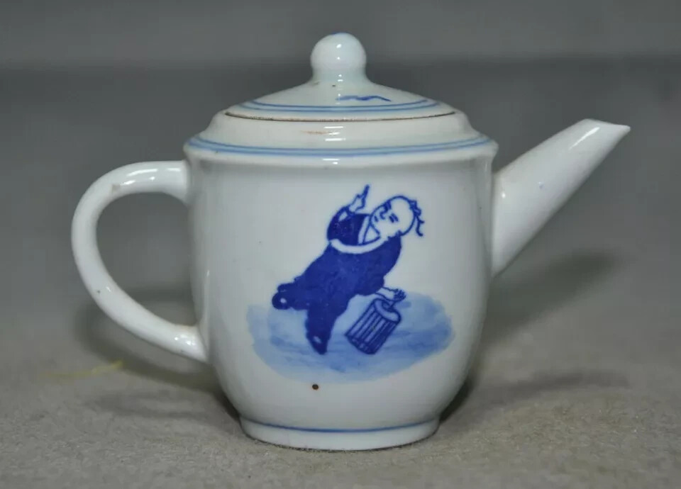 Ancient China Blue&white porcelain Carved people Wine Tea Pot Flagon ...