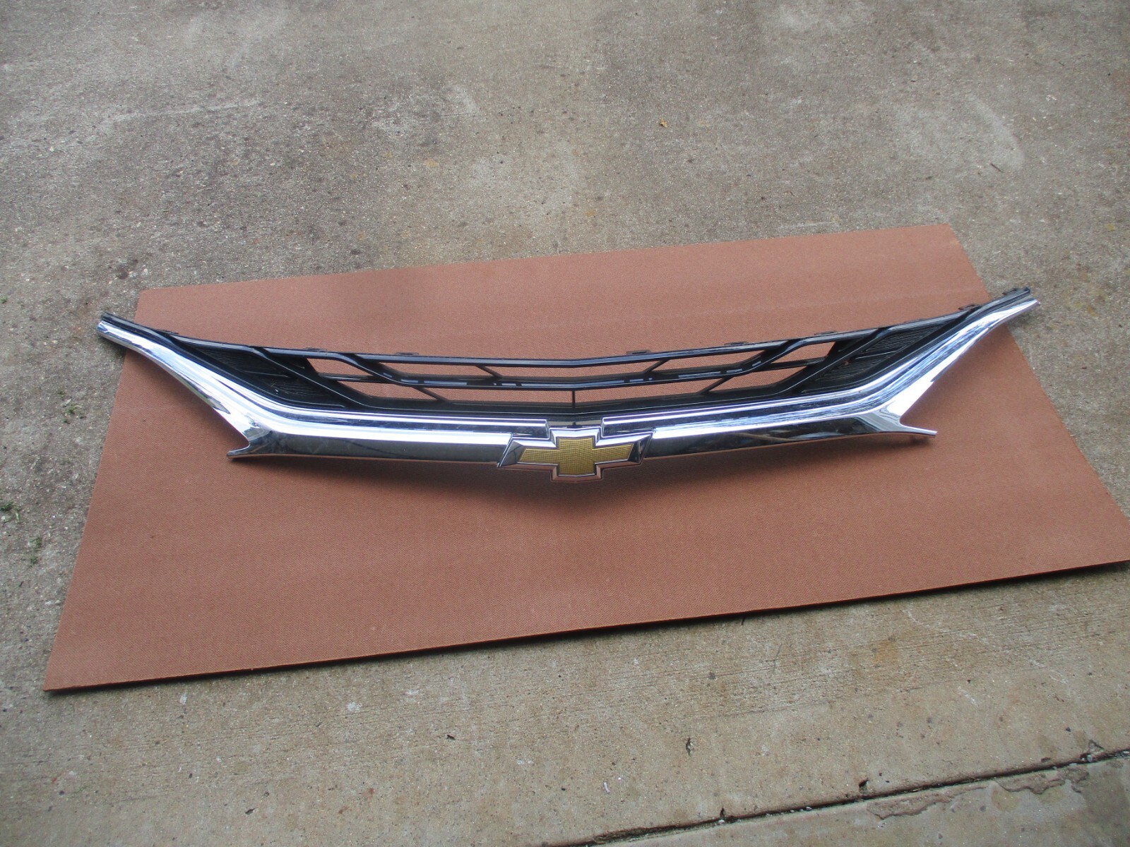 Genuine OEM Grille for Chevrolet 84565840 for sale online | eBay