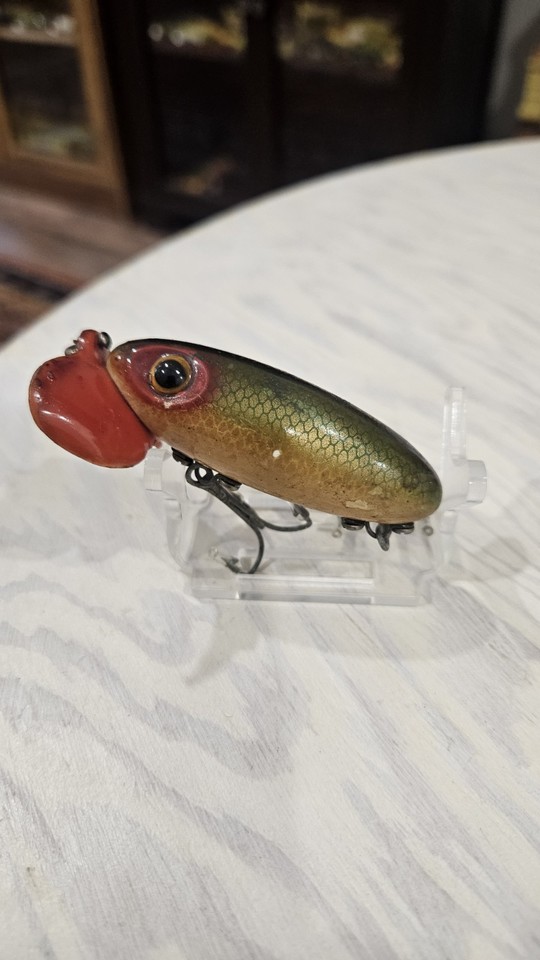 Fred Arbocast WWII War Bug. Wood Body Red Plastic Lip. The Lip Is Warped. | eBay