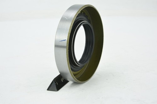 Drive Shaft Oil Seal 32.85X65.1X12.1X12.1 Fits Mitsubishi MB393883 | eBay