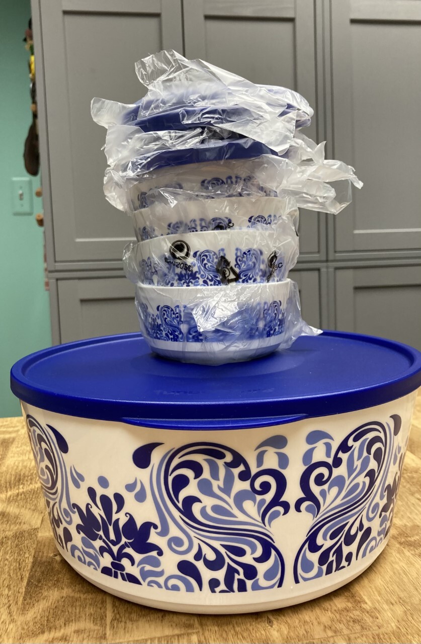 Tupperware Blue Click & Lock Together Serving Bowls-NEW-SHIPPING ...