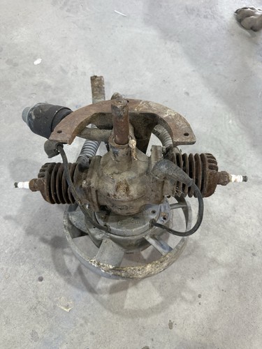 Vintage Maytag Model 72 Twin Cylinder Engine Spins Freely For Parts or ...