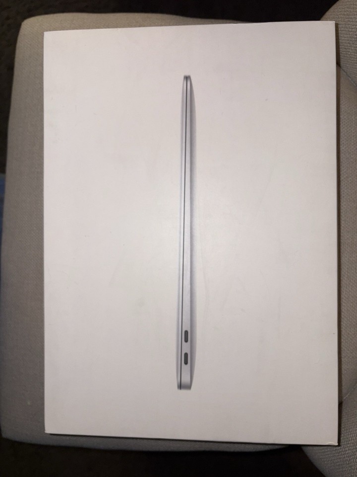 2020 MacBook Air Intel Core i3 13-inch 8GBRAM 256GB SSD original package/charger | eBay