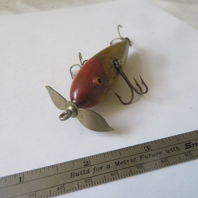 FISHING LURE UNKNOWN 2½" VINTAGE WOOD TWO SIDE HOOK MINNOW GREEN BACK ...