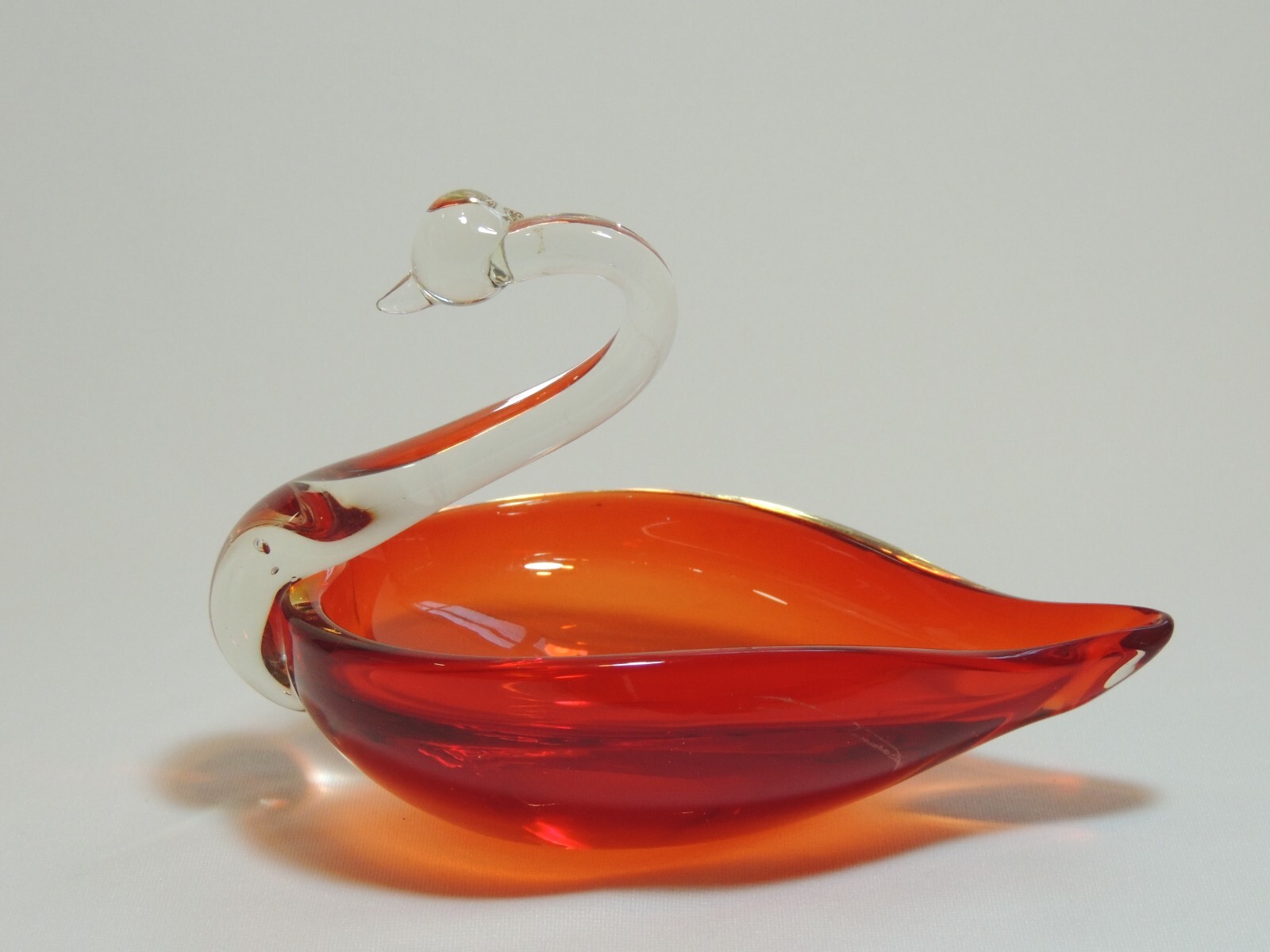 Amberina Vintage Viking Glass Swan Trinket Dish / Dresser Decoration | eBay