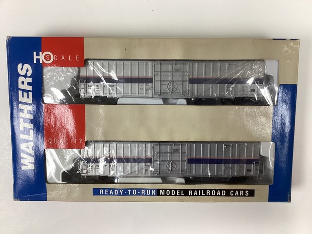 Walthers 932-26041 60' Express Boxcar 2-pack Amtrak Phase 4 AMTK 71160 ...