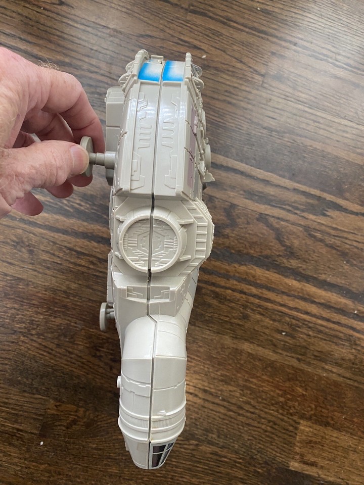 1995 Star Wars Kenner Millennium Falcon Appears Complete | eBay