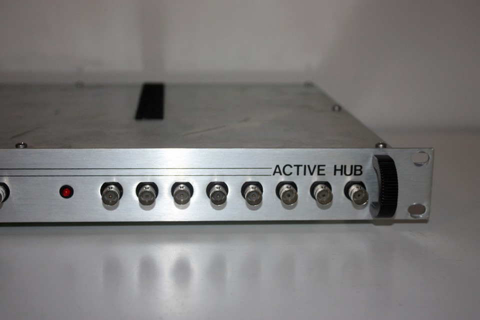 Vintage Quam Active Hub, QC9238, MNC International – 10BASE2 Thinnet ...