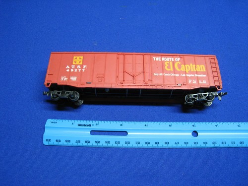 HO Scale Tyco Santa Fe El Capitan Reefer - Freight Train | eBay
