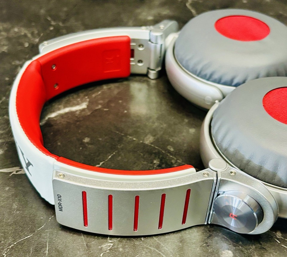 Sony MDR-X10 Foldable Headphones RED Silver Simon Cowell X Edition Open ...