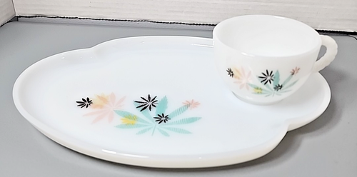 Vintage ATOMIC FLOWER PATIO BY FEDERAL Snack Set Plate Cup Tea Coffee ...