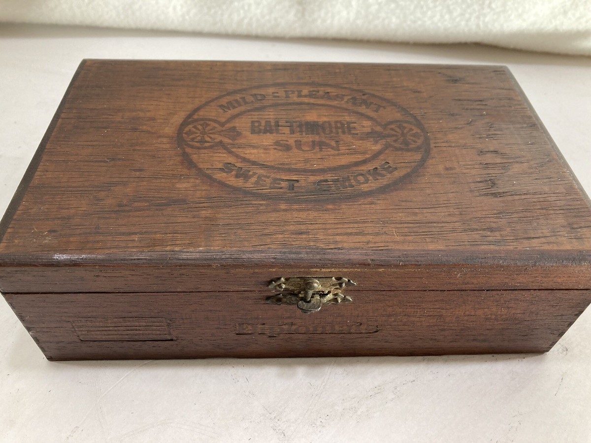 Inside Antique Cigar Boxes 1940s Wooden Cigar Box – Lost And Loved