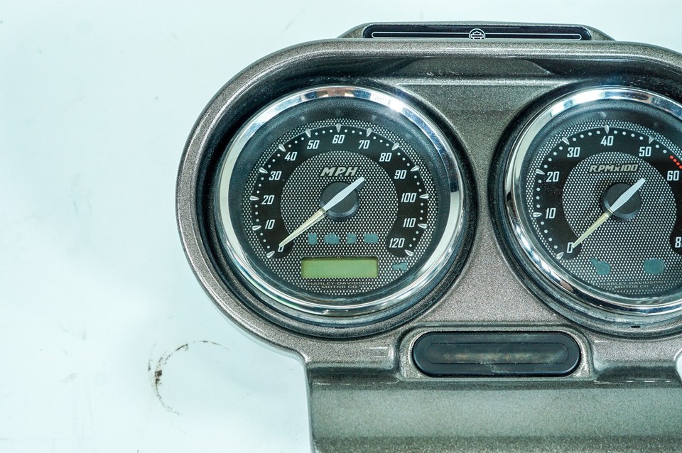 13 Harley Road Glide CVO Screamin Tacho Oil Volt Speedometer Gauges 113 ...