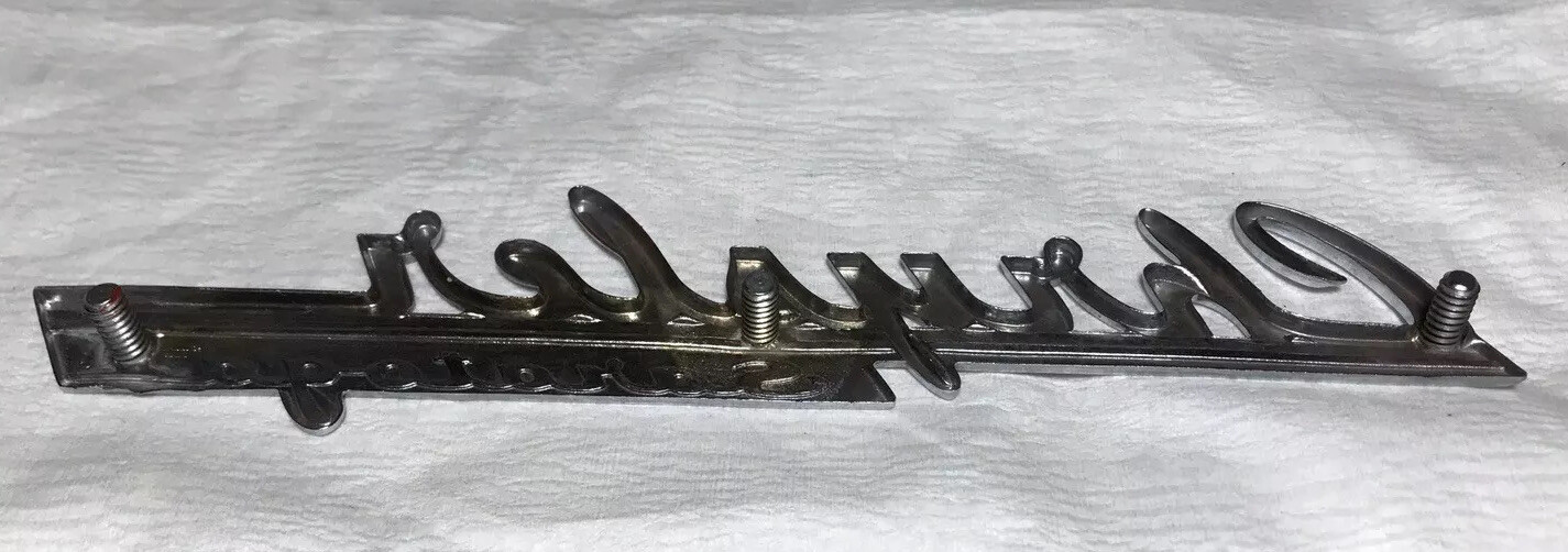 1946~1948 CHRYSLER SARATOGA HOOD SIDE NAMEPLATE SCRIPT EMBLEM | eBay