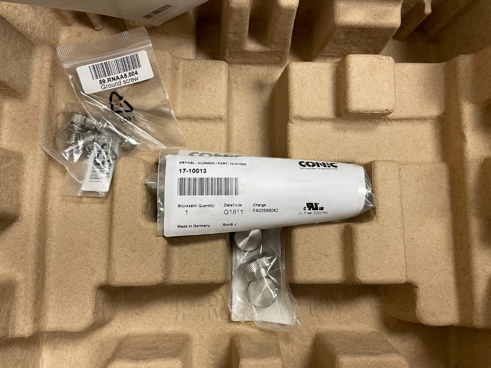 NEW Extreme AP-7562-67040-US AP-7562 outdoor Access Point + 6 x Antenna ...