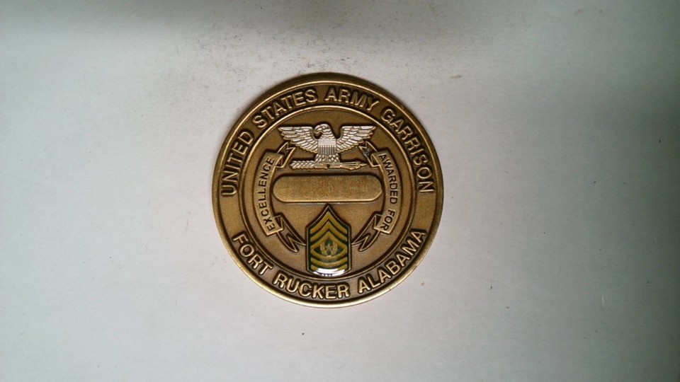 CHALLENGE COIN US ARMY GARRISON FORT RUCKER ALABAMA COLONEL COMMAND ...