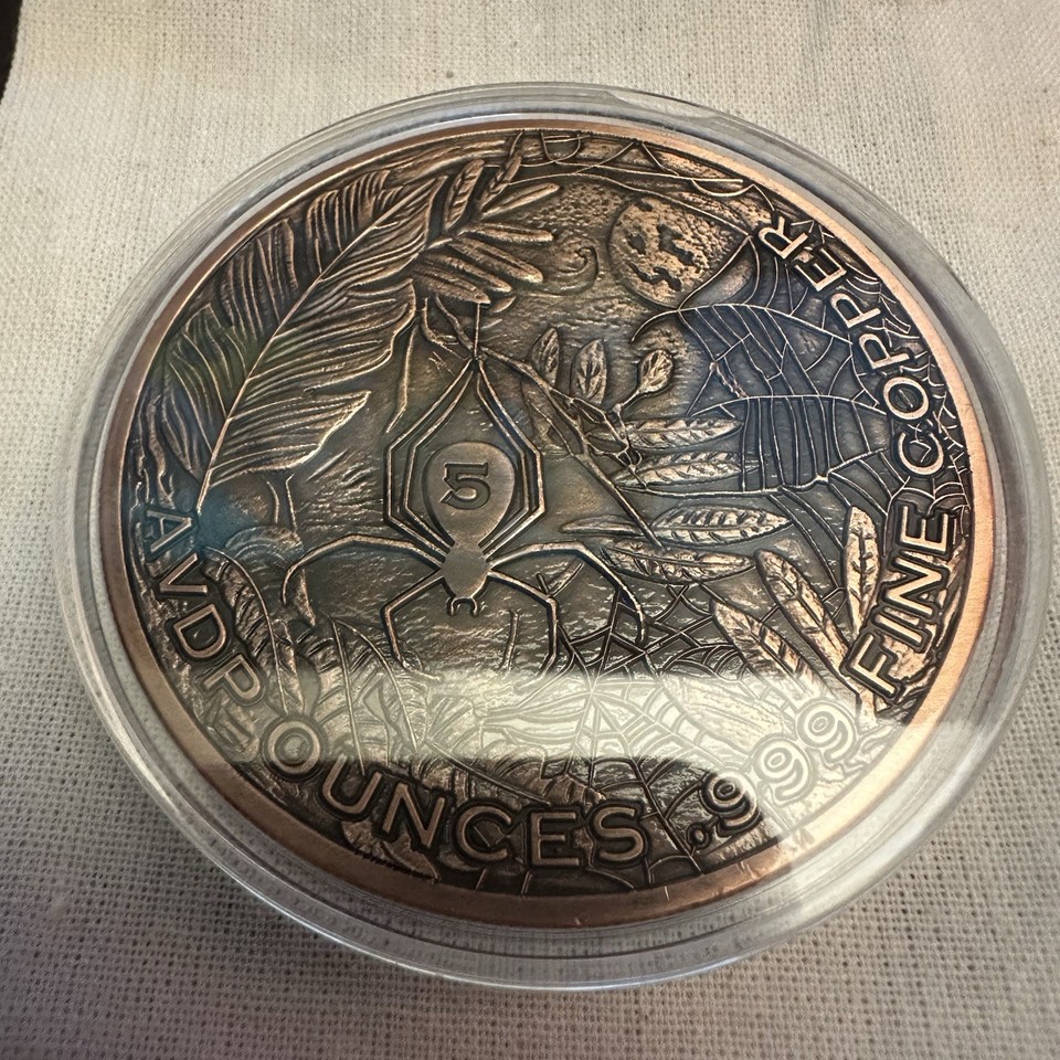 5 oz AVDP copper Black Widow spider coin Round glow in the dark in ...