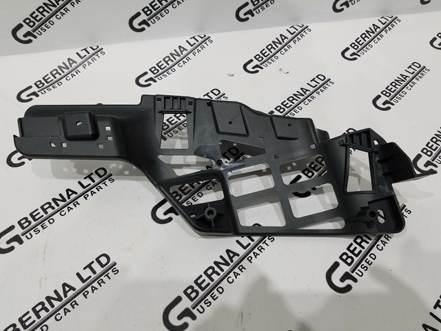 OEM Mercedes-Benz CLA Coupe C117 Right Exhaust Tip Bracket A1178850201 ...