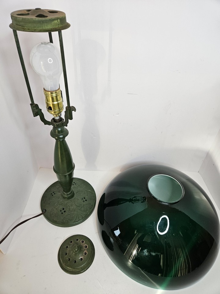 Antique Working 1916 PITTSBURGH LAMP, BRASS & GLASS CO. Green Glass ...