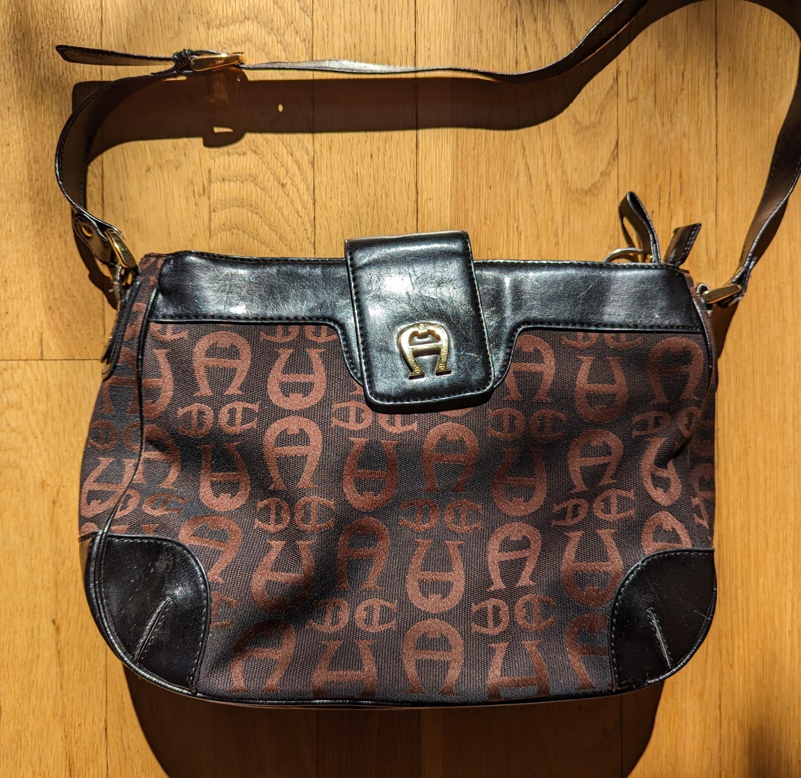 Vintage Etienne Aigner Logo Collection Handbag Purse … - Gem