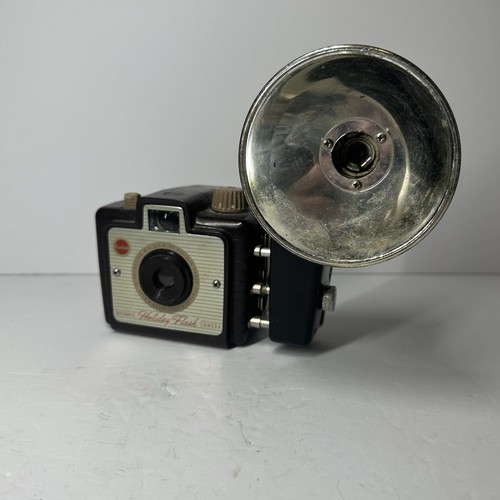 Kodak Vintage Brownie Holiday Flash Camera With Flash (a10) Untested | eBay