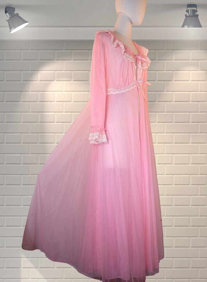 Beautiful Vintage Double Nylon Full Sweep Long Pretty Pink Dressing ...