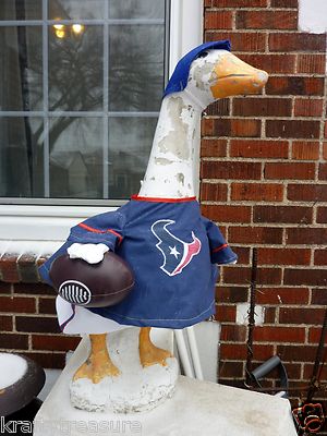 GOOSE CLOTHES 4 LAWN GOOSE TEXANS FOOTBALL CEMENT PLASTIC RED WHITE ...