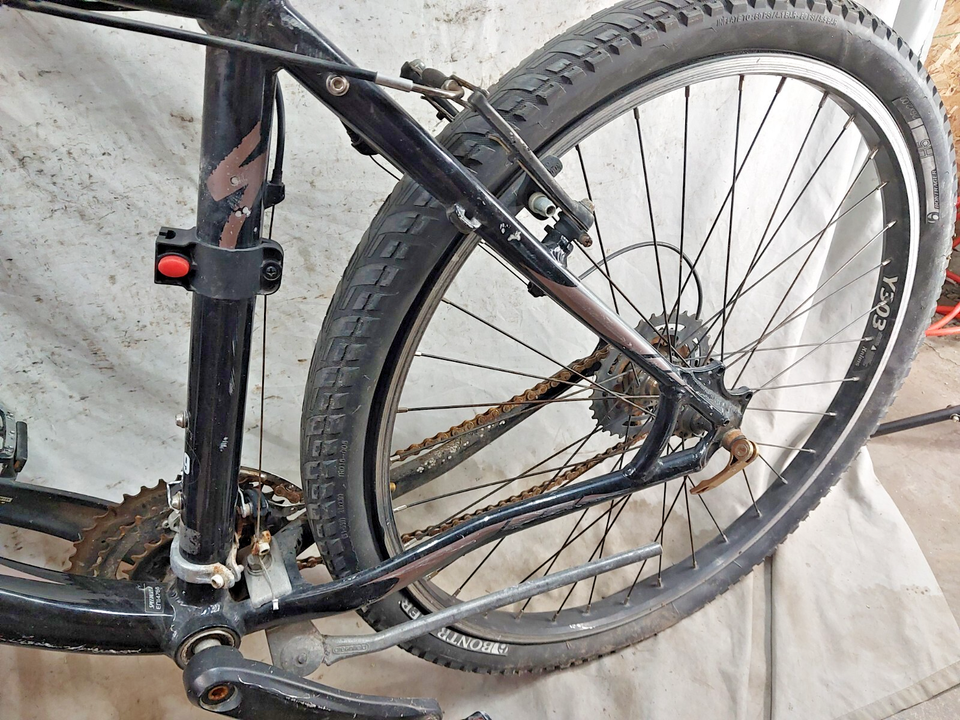 2012 Specialized Hardrock MTB Bike Large 19" Hardtail Shimano Triple ...
