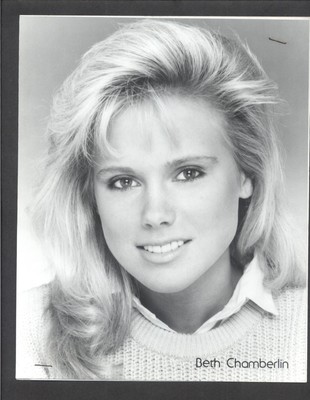 Beth Chamberlin - 8x10 Headshot Photo w/ Resume - Guiding Light | eBay