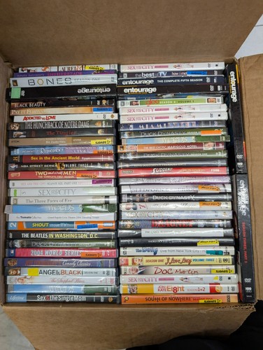 LOT #177 Over 115 USED DVDS TV Shows Duck Dynasty, Entourage, Weeds ...