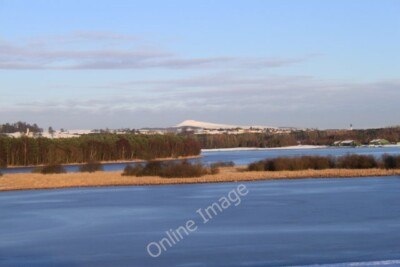 Photo 6x4 Frozen Loch Ore Lochgelly Loch ore iced over,the snow covered ...