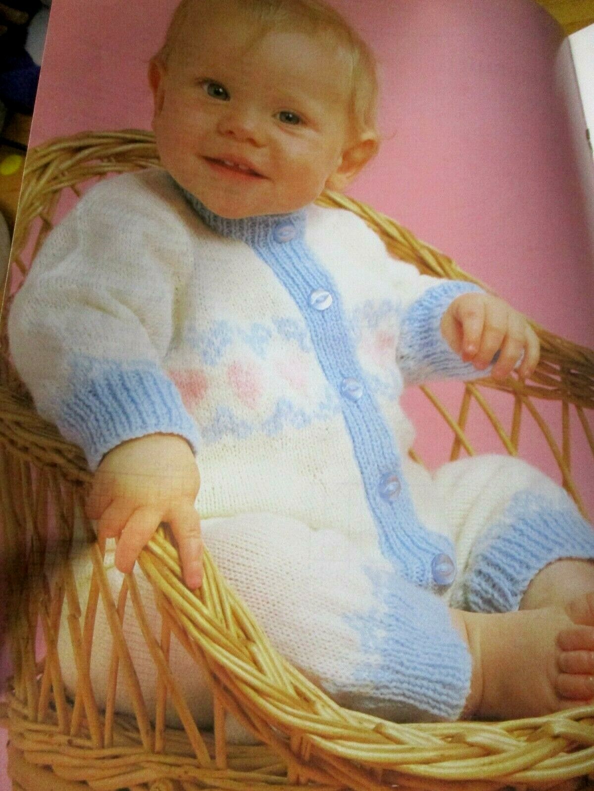 HOLIDAY BABY 4 PLY 14 KNITTING PATTERNS FOR BABIES PB | eBay