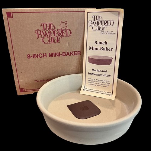 The Pampered Chef 8" Mini-Baker Family Heritage Collection Stoneware ...