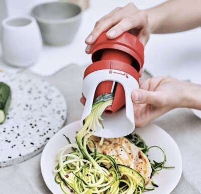 Brand NEW Tupperware Handy Spiralizer Vegetable Zucchini Spaghetti ...